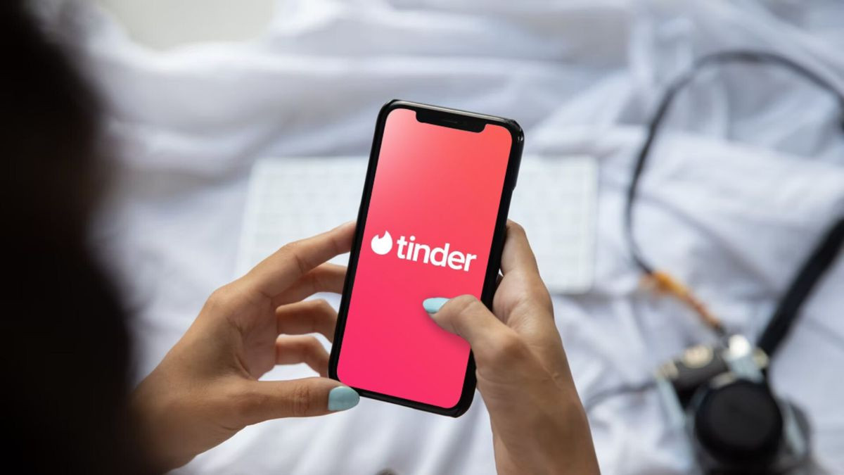 Tinder uses AI to read your photos and find better matches